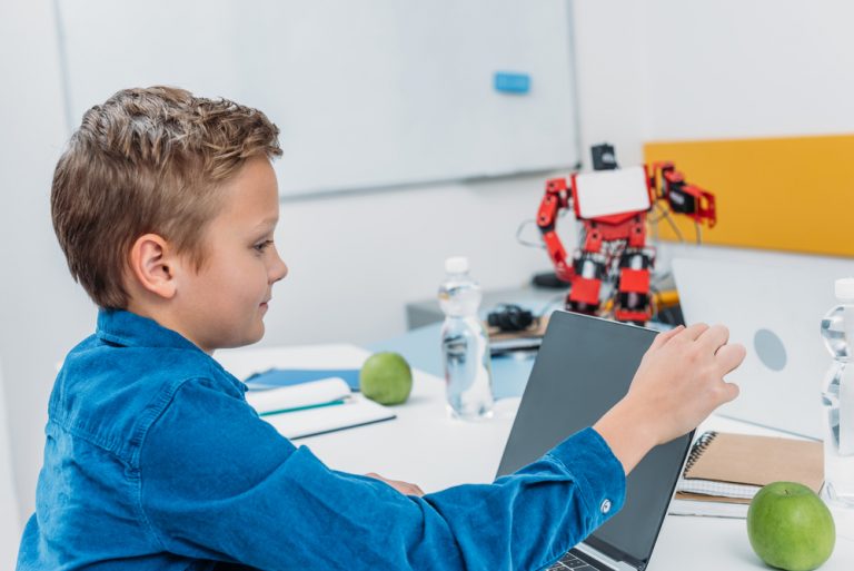 How Minecraft Can Improve Study Skills of Primary School Students | A ...